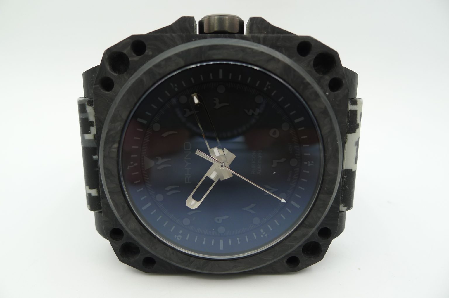 RHYNO RUBICON RFC319 CARBON – Militare Watch