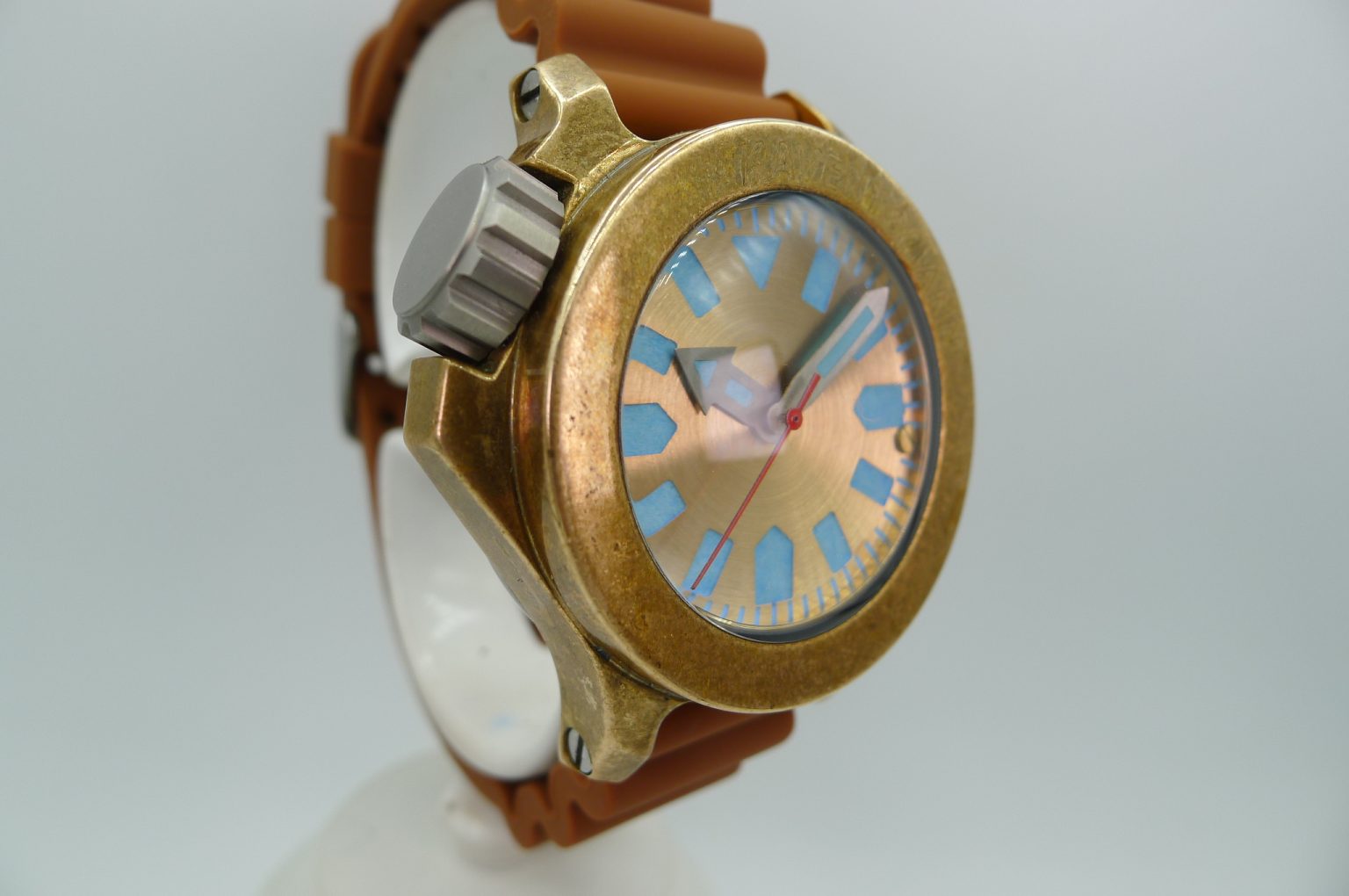 KAVENTSMANN TRIGGERFISH 40 – Militare Watch
